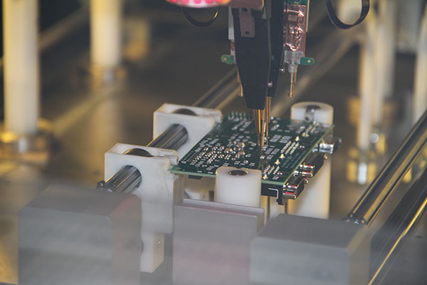 When Should You Get a Custom Servo Drive? - ADVANCED Motion Controls